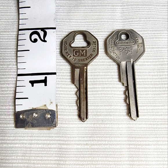 Briggs & Stratton | Other | Vintage Briggs Stratton Gm Keys | Poshmark